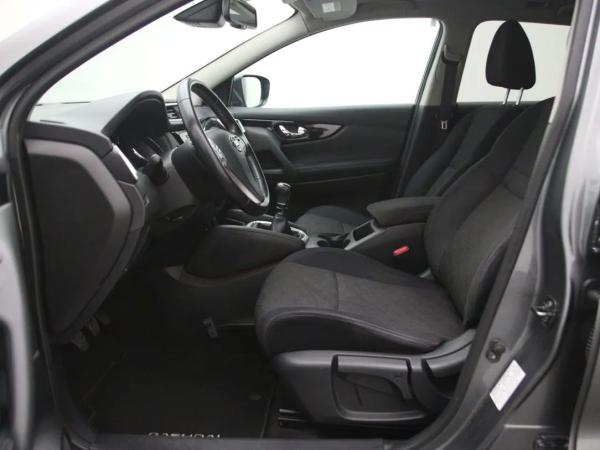 Nissan Qashqai 2017 in Vilnius, with an engine capacity of 1.20 L and mileage of 174 thousand km for 10299 €, photo 3 on AUTOMOTO.COM.LV