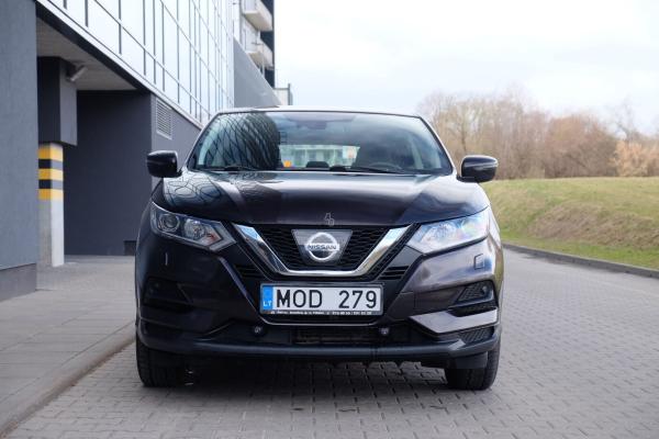 Nissan Qashqai 2017 in Vilnius, with an engine capacity of 1.20 L and mileage of 156 thousand km for 10500 €, photo 3 on AUTOMOTO.COM.LV