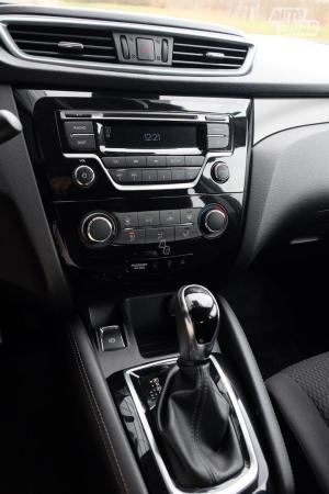 Nissan Qashqai 2017 Viļņa, ar dzinēja tilpumu 1.20 L un nobraukumu 156 tūkst. km par 10500 €, foto 25 vietnē AUTOMOTO.COM.LV