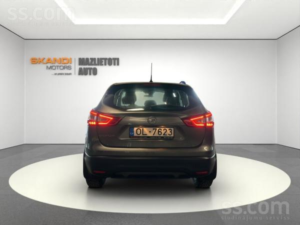 Nissan Qashqai 2017 Rīga, ar dzinēja tilpumu 1.60 L un nobraukumu 163 tūkst. km par 9290 €, foto 5 vietnē AUTOMOTO.COM.LV