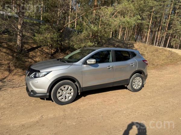 Nissan Qashqai 2017 Cēsis, ar dzinēja tilpumu 1.60 L un nobraukumu 169 tūkst. km par 9100 €, foto 4 vietnē AUTOMOTO.COM.LV
