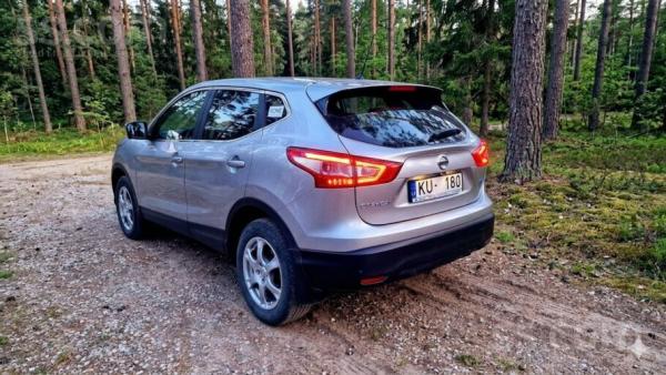 Nissan Qashqai 2017 Cēsis, ar dzinēja tilpumu 1.60 L un nobraukumu 169 tūkst. km par 9100 €, foto 5 vietnē AUTOMOTO.COM.LV
