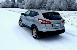 Nissan Qashqai 2017 in Cesis, with an engine capacity of 1.60 L and mileage of 167 thousand km for 9900 €, photo 3 on AUTOMOTO.COM.LV