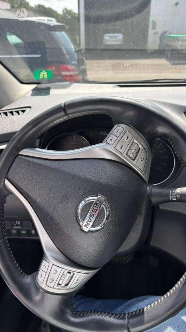 Nissan Qashqai 2017 in Siauliai, with an engine capacity of 1.60 L and mileage of 237 thousand km for 8200 €, photo 7 on AUTOMOTO.COM.LV