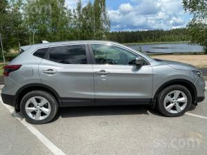 Nissan Qashqai 2018 in Riga, with an engine capacity of 1.50 L and mileage of 148 thousand km for 11900 €, photo 4 on AUTOMOTO.COM.LV