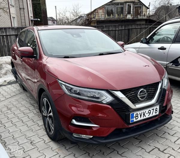 Nissan Qashqai 2018 in Radviliskis, with an engine capacity of 1.20 L and mileage of 68 thousand km for 6650 €, photo 1 on AUTOMOTO.COM.LV