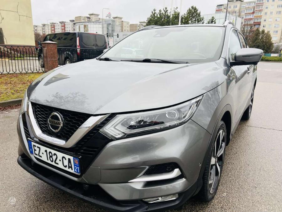 Nissan Qashqai 2019 in Kaunas, with an engine capacity of 1.60 L and mileage of 195 thousand km for 13500 €, photo 5 on AUTOMOTO.COM.LV