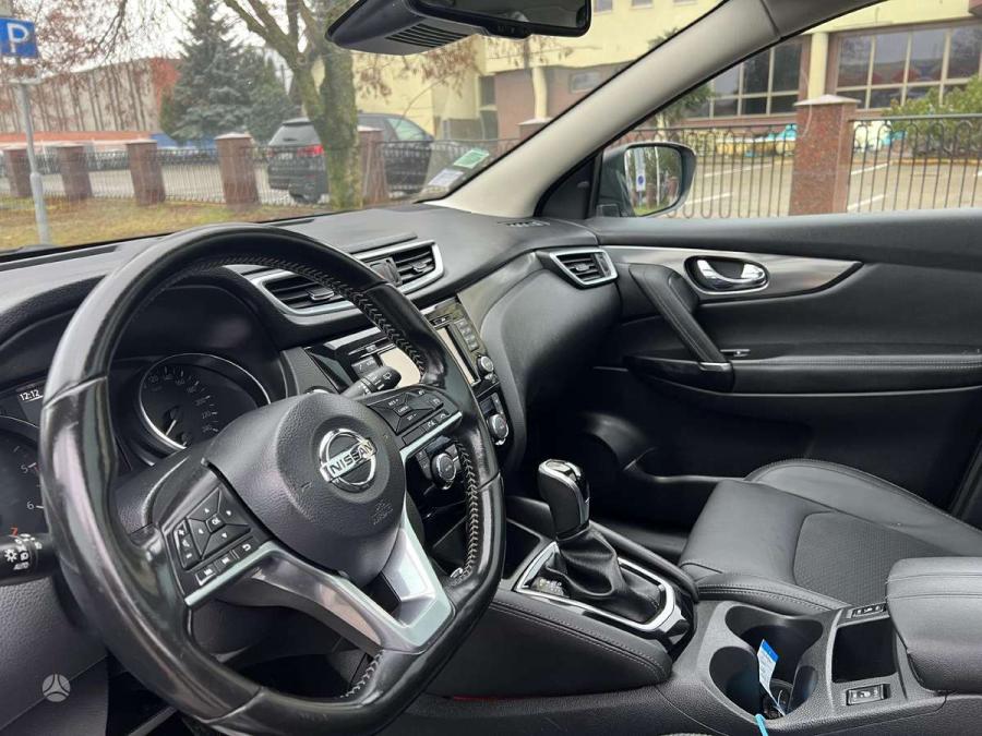 Nissan Qashqai 2019 in Kaunas, with an engine capacity of 1.60 L and mileage of 195 thousand km for 13500 €, photo 20 on AUTOMOTO.COM.LV
