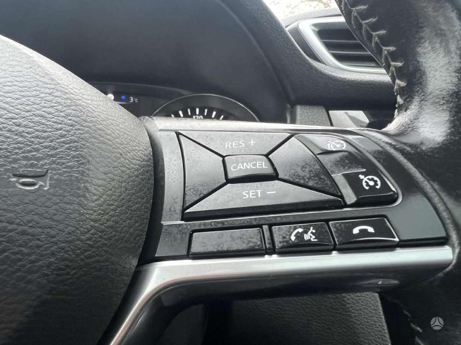 Nissan Qashqai 2019 in Kaunas, with an engine capacity of 1.60 L and mileage of 195 thousand km for 13500 €, photo 31 on AUTOMOTO.COM.LV