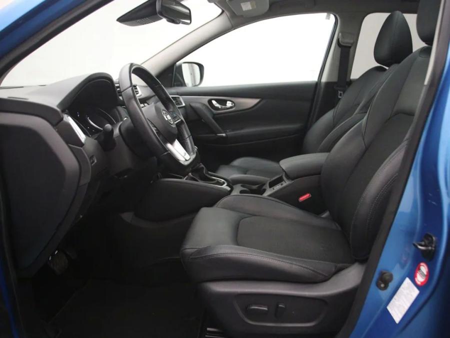 Nissan Qashqai 2019 in Vilnius, with an engine capacity of 1.30 L and mileage of 154 thousand km for 14899 €, photo 3 on AUTOMOTO.COM.LV
