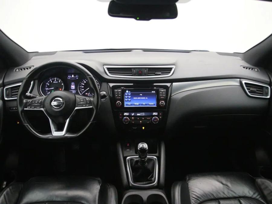 Nissan Qashqai 2019 in Vilnius, with an engine capacity of 1.20 L and mileage of 97 thousand km for 14899 €, photo 3 on AUTOMOTO.COM.LV