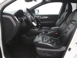 Nissan Qashqai 2019 in Vilnius, with an engine capacity of 1.20 L and mileage of 97 thousand km for 14899 €, photo 5 on AUTOMOTO.COM.LV