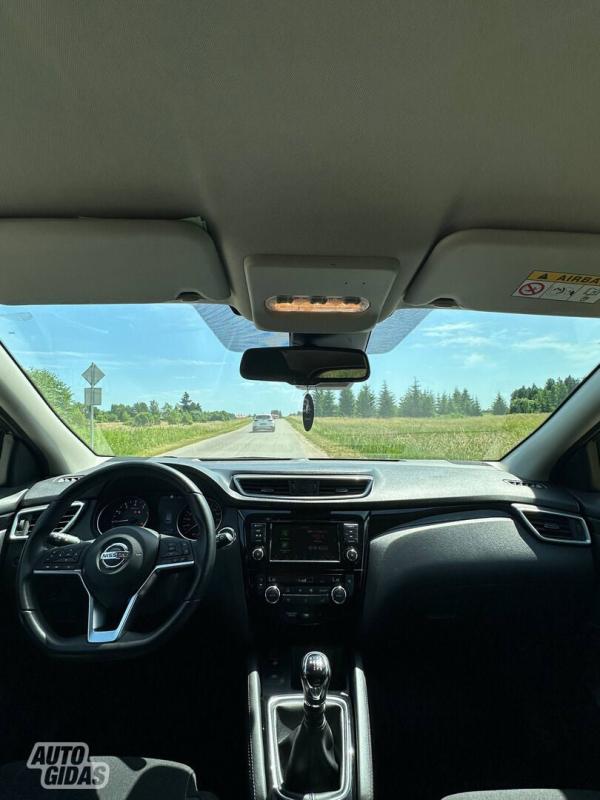Nissan Qashqai 2020 in Vilnius, with an engine capacity of 1.30 L and mileage of 75 thousand km for 15499 €, photo 8 on AUTOMOTO.COM.LV