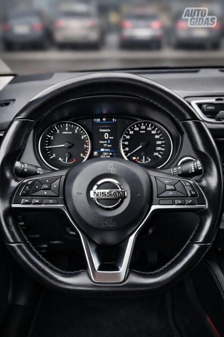 Nissan Qashqai 2020 in Vilnius, with an engine capacity of 1.30 L and mileage of 110 thousand km for 15300 €, photo 9 on AUTOMOTO.COM.LV