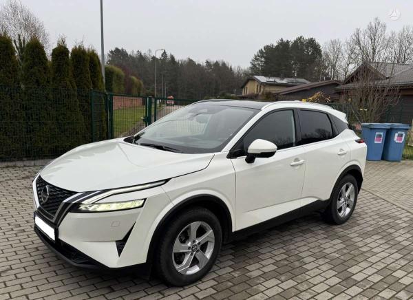 Nissan Qashqai 2021 in Kaunas, with an engine capacity of 1.33 L and mileage of 105 thousand km for 20000 €, photo 1 on AUTOMOTO.COM.LV