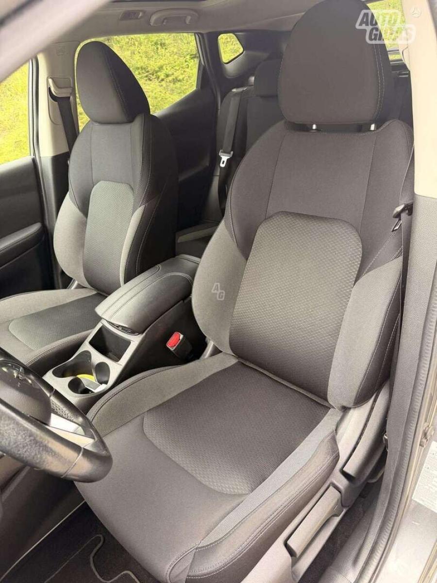 Nissan Qashqai 2021 in Vilnius, with an engine capacity of 1.30 L and mileage of 103 thousand km for 13950 €, photo 13 on AUTOMOTO.COM.LV