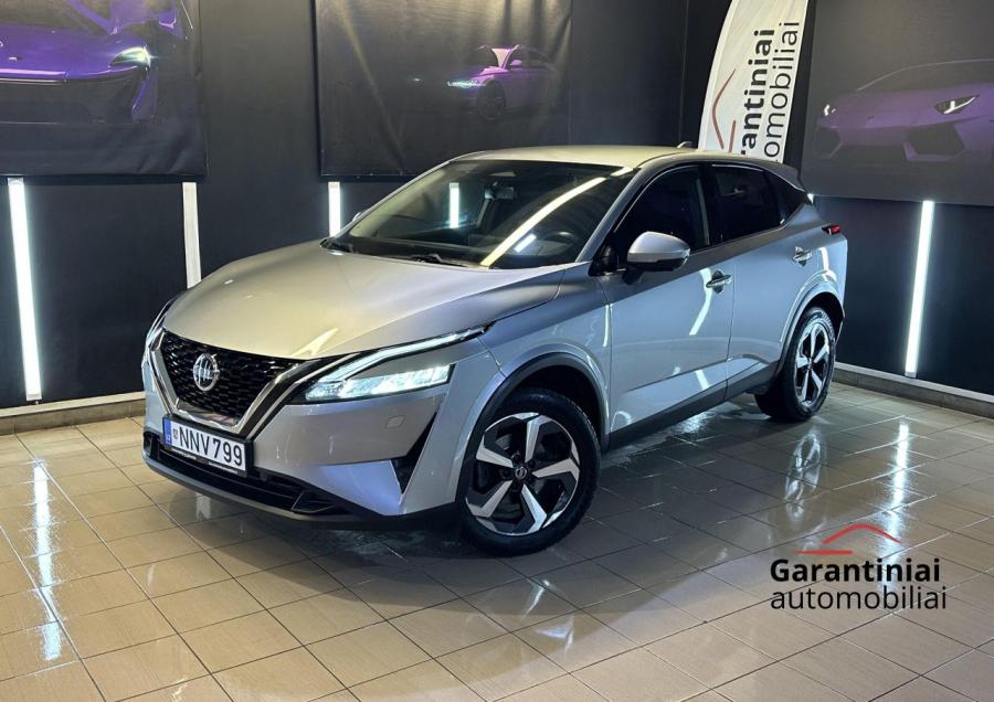 Nissan Qashqai 2022 in Vilnius, with an engine capacity of 1.30 L and mileage of 113 thousand km for 18250 €, photo 1 on AUTOMOTO.COM.LV