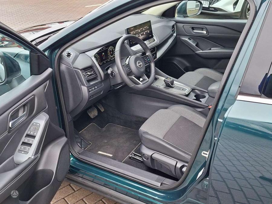 Green Nissan Qashqai 2025 in Vilnius, with an engine capacity of 1.33 L and mileage of 24 thousand km for 26450 €, photo 8 on AUTOMOTO.COM.LV