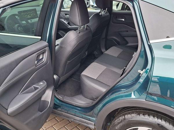 Green Nissan Qashqai 2025 in Vilnius, with an engine capacity of 1.33 L and mileage of 24 thousand km for 26450 €, photo 8 on AUTOMOTO.COM.LV