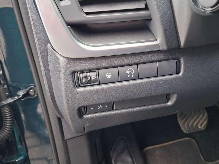 Green Nissan Qashqai 2025 in Vilnius, with an engine capacity of 1.33 L and mileage of 24 thousand km for 26450 €, photo 17 on AUTOMOTO.COM.LV