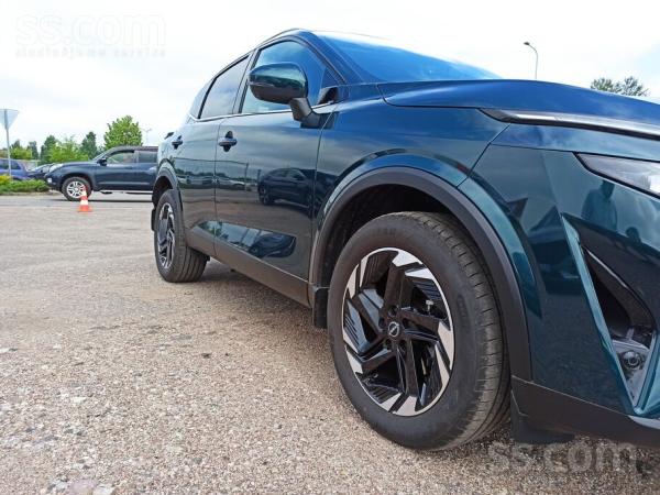 Zaļš Nissan Qashqai 2025 Daugavpils, ar dzinēja tilpumu 1.40 L un nobraukumu 0 tūkst. km par 25200 €, foto 9 vietnē AUTOMOTO.COM.LV