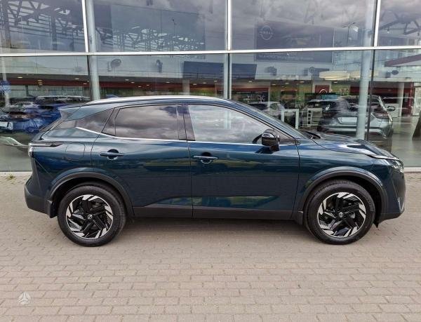 Green Nissan Qashqai 2025 in Vilnius, with an engine capacity of 1.33 L and mileage of 90 thousand km for 28900 €, photo 6 on AUTOMOTO.COM.LV