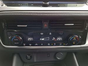 Zaļš Nissan Qashqai 2025 Viļņa, ar dzinēja tilpumu 1.33 L un nobraukumu 90 tūkst. km par 28900 €, foto 20 vietnē AUTOMOTO.COM.LV
