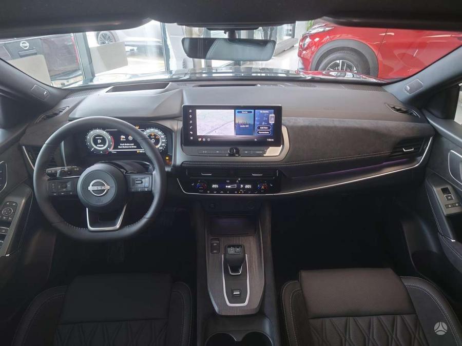 Green Nissan Qashqai 2026 in Kaunas, with an engine capacity of 1.33 L and mileage of 0 thousand km for 36390 €, photo 10 on AUTOMOTO.COM.LV