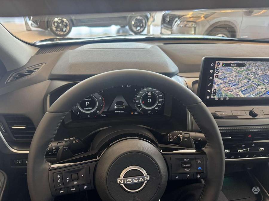 Green Nissan Qashqai 2026 in Siauliai, with an engine capacity of 1.33 L and mileage of 0 thousand km for 31190 €, photo 17 on AUTOMOTO.COM.LV