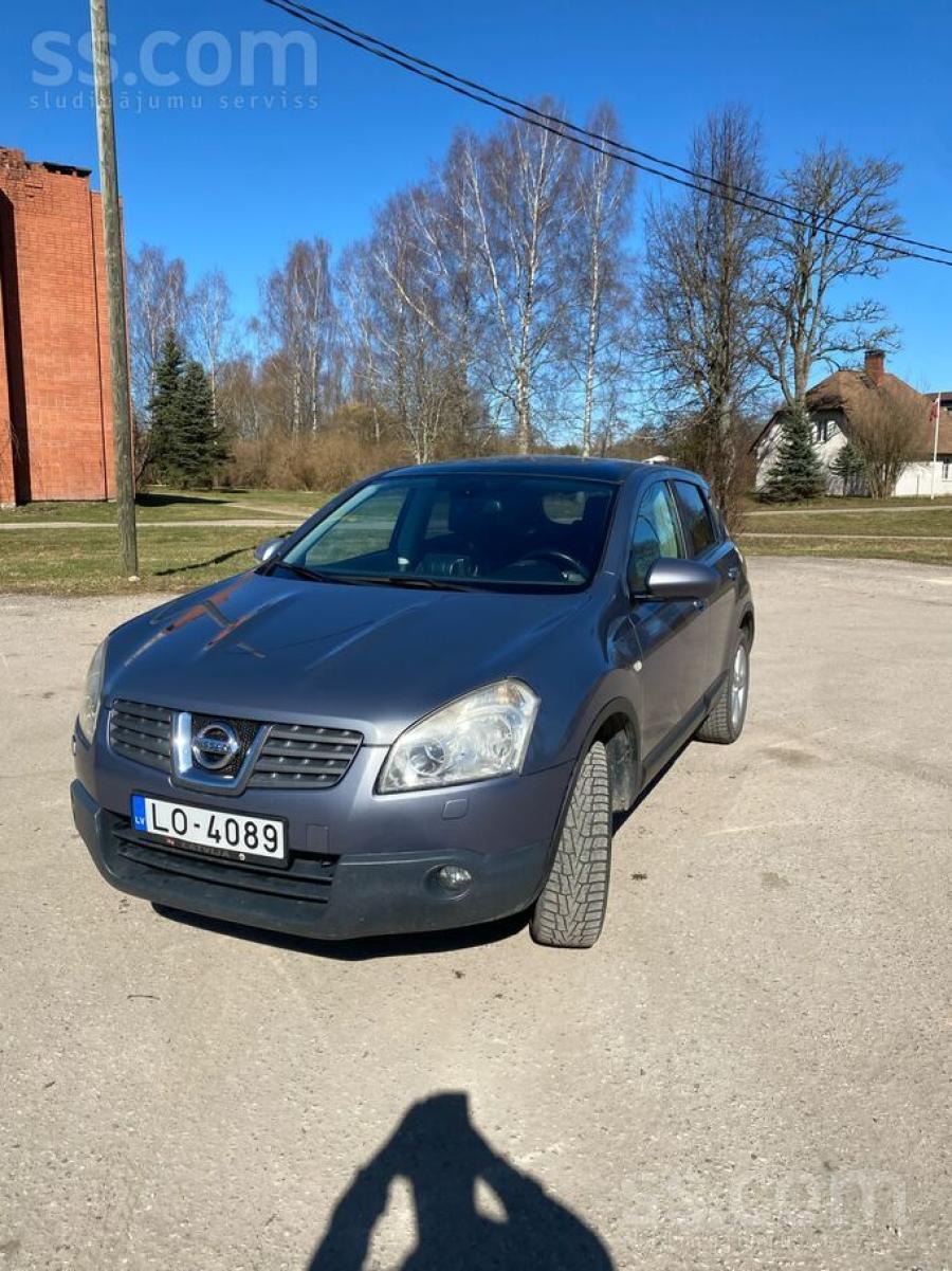 Grey Nissan Qashqai 2007 in Cesis, with an engine capacity of 1.50 L and mileage of 330 thousand km for 3300 €, photo 7 on AUTOMOTO.COM.LV