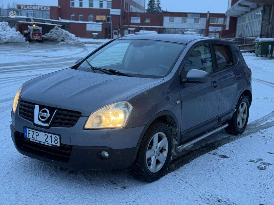 Grey Nissan Qashqai 2007 in Klaipeda, with an engine capacity of 2.00 L and mileage of 291 thousand km for 2600 €, photo 1 on AUTOMOTO.COM.LV