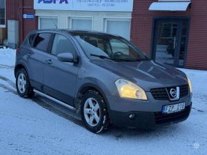 Grey Nissan Qashqai 2007 in Klaipeda, with an engine capacity of 2.00 L and mileage of 291 thousand km for 2600 €, photo 3 on AUTOMOTO.COM.LV