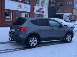 Grey Nissan Qashqai 2007 in Klaipeda, with an engine capacity of 2.00 L and mileage of 291 thousand km for 2600 €, photo 5 on AUTOMOTO.COM.LV