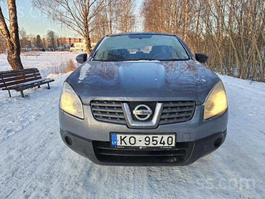 Pelēks Nissan Qashqai 2007 Rīga, ar dzinēja tilpumu 1.50 L un nobraukumu 0 tūkst. km par 1300 €, foto 2 vietnē AUTOMOTO.COM.LV