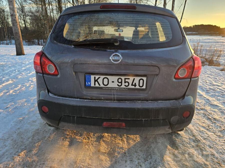 Pelēks Nissan Qashqai 2007 Rīga, ar dzinēja tilpumu 1.50 L un nobraukumu 0 tūkst. km par 1300 €, foto 5 vietnē AUTOMOTO.COM.LV