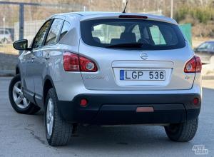 Pelēks Nissan Qashqai 2007 Radviliškis, ar dzinēja tilpumu 1.50 L un nobraukumu 300 tūkst. km par 3750 €, foto 10 vietnē AUTOMOTO.COM.LV