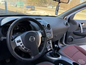 Pelēks Nissan Qashqai 2007 Radviliškis, ar dzinēja tilpumu 1.50 L un nobraukumu 300 tūkst. km par 3750 €, foto 15 vietnē AUTOMOTO.COM.LV