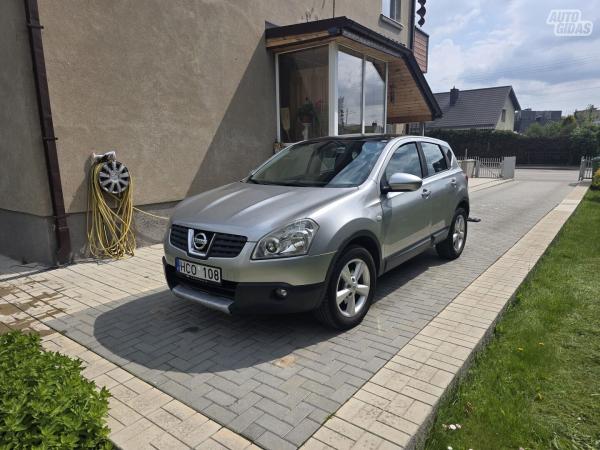 Pelēks Nissan Qashqai 2007 Kauņa, ar dzinēja tilpumu 2.00 L un nobraukumu 243 tūkst. km par 3300 €, foto 1 vietnē AUTOMOTO.COM.LV