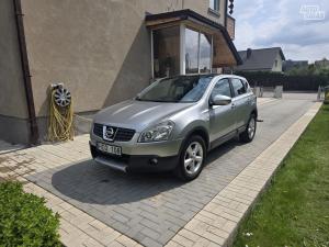Pelēks Nissan Qashqai 2007 Kauņa, ar dzinēja tilpumu 2.00 L un nobraukumu 243 tūkst. km par 3300 €, foto  vietnē AUTOMOTO.COM.LV
