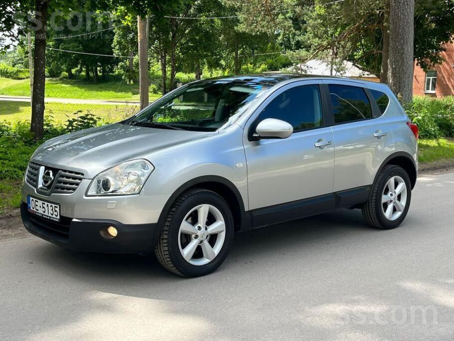 Pelēks Nissan Qashqai 2007 Rīga, ar dzinēja tilpumu 2.00 L un nobraukumu 0 tūkst. km par 4650 €, foto 1 vietnē AUTOMOTO.COM.LV