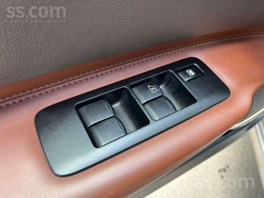 Pelēks Nissan Qashqai 2007 Rīga, ar dzinēja tilpumu 2.00 L un nobraukumu 0 tūkst. km par 4650 €, foto 15 vietnē AUTOMOTO.COM.LV