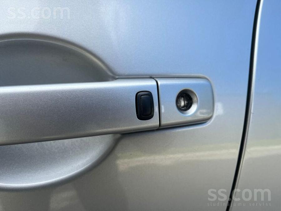 Pelēks Nissan Qashqai 2007 Rīga, ar dzinēja tilpumu 2.00 L un nobraukumu 0 tūkst. km par 4650 €, foto 24 vietnē AUTOMOTO.COM.LV