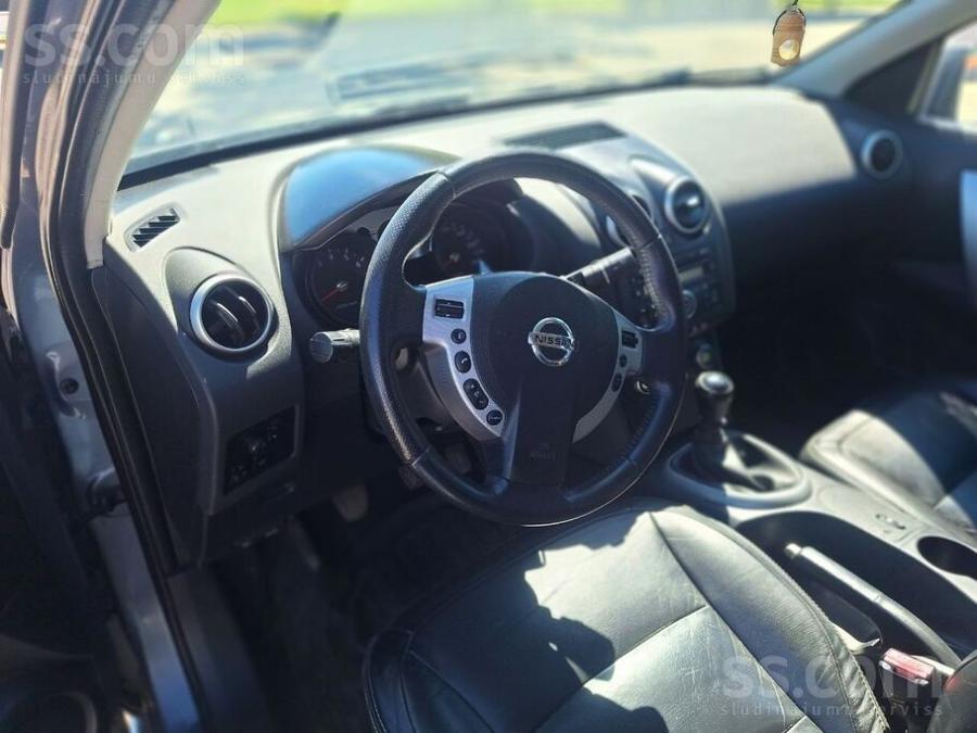 Pelēks Nissan Qashqai 2007 Rīga, ar dzinēja tilpumu 2.00 L un nobraukumu 202 tūkst. km par 1200 €, foto 11 vietnē AUTOMOTO.COM.LV