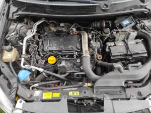 Pelēks Nissan Qashqai 2007 Kauņa, ar dzinēja tilpumu 2.00 L un nobraukumu 157 tūkst. km par 3500 €, foto 7 vietnē AUTOMOTO.COM.LV