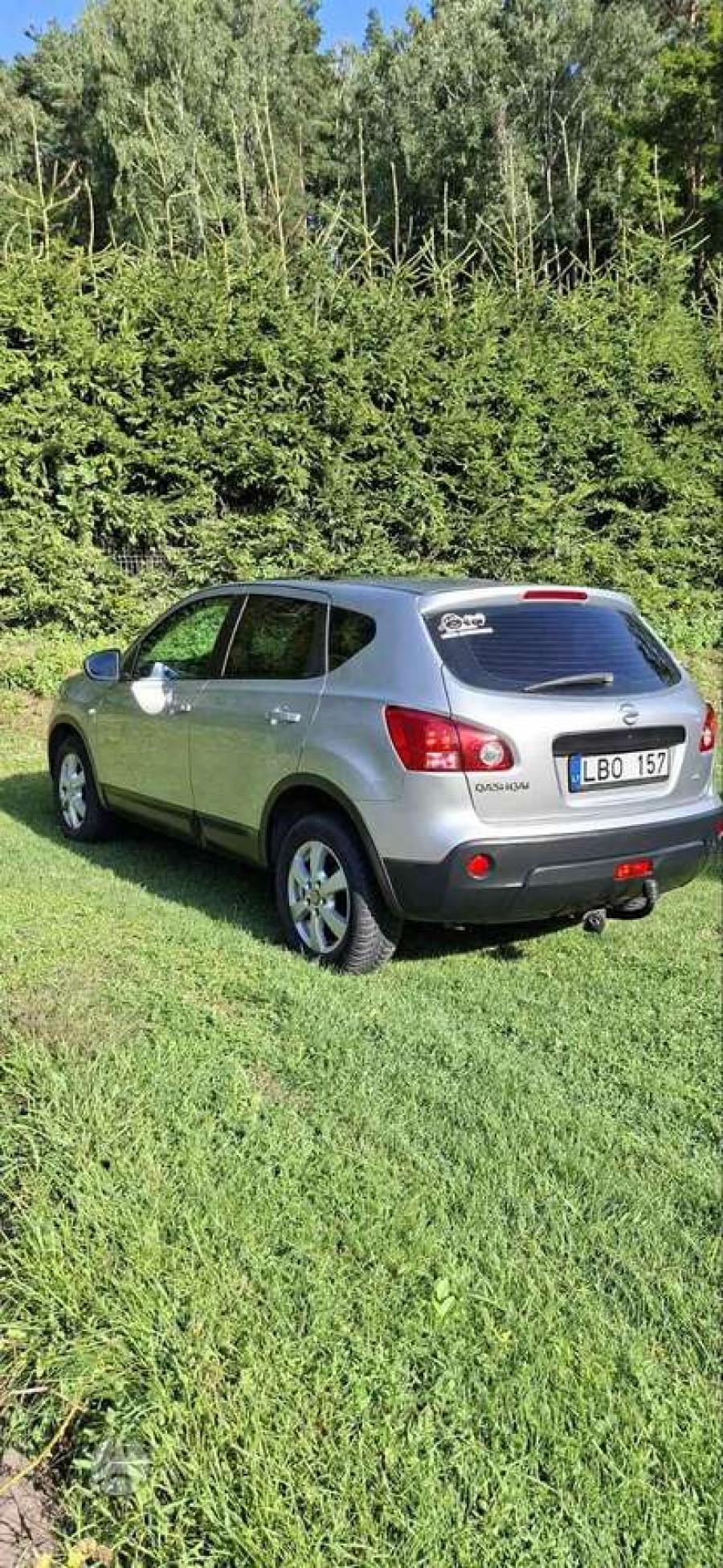 Pelēks Nissan Qashqai 2007 Viļņa, ar dzinēja tilpumu 2.00 L un nobraukumu 299 tūkst. km par 3800 €, foto 4 vietnē AUTOMOTO.COM.LV