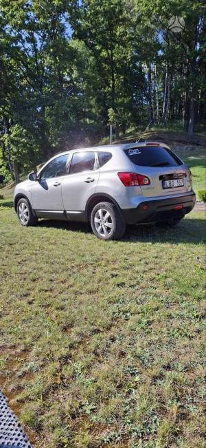 Pelēks Nissan Qashqai 2007 Viļņa, ar dzinēja tilpumu 2.00 L un nobraukumu 299 tūkst. km par 3800 €, foto 8 vietnē AUTOMOTO.COM.LV