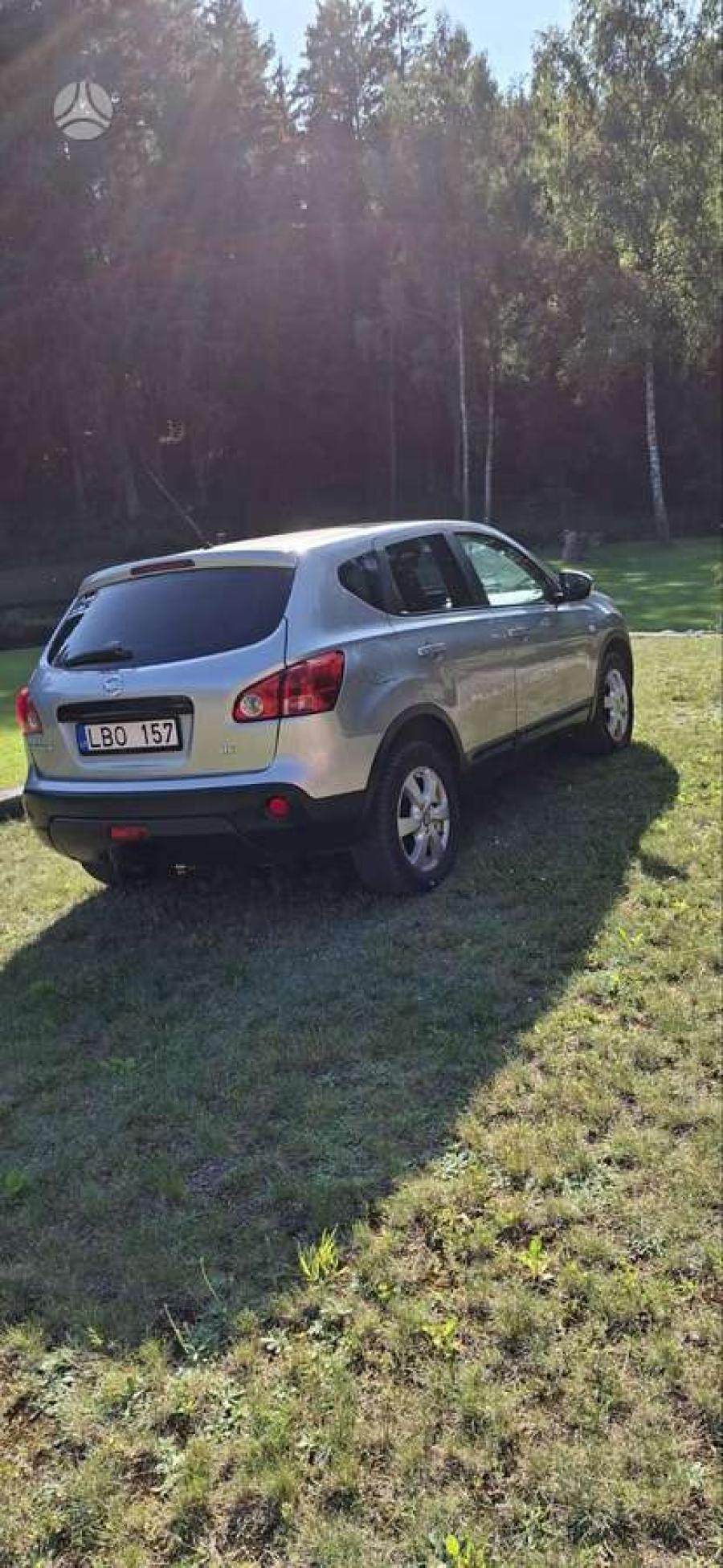 Pelēks Nissan Qashqai 2007 Viļņa, ar dzinēja tilpumu 2.00 L un nobraukumu 299 tūkst. km par 3800 €, foto 12 vietnē AUTOMOTO.COM.LV