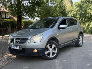 Pelēks Nissan Qashqai 2007 Viļņa, ar dzinēja tilpumu 2.00 L un nobraukumu 302 tūkst. km par 3650 €, foto  vietnē AUTOMOTO.COM.LV