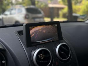 Pelēks Nissan Qashqai 2007 Viļņa, ar dzinēja tilpumu 2.00 L un nobraukumu 302 tūkst. km par 3650 €, foto 16 vietnē AUTOMOTO.COM.LV