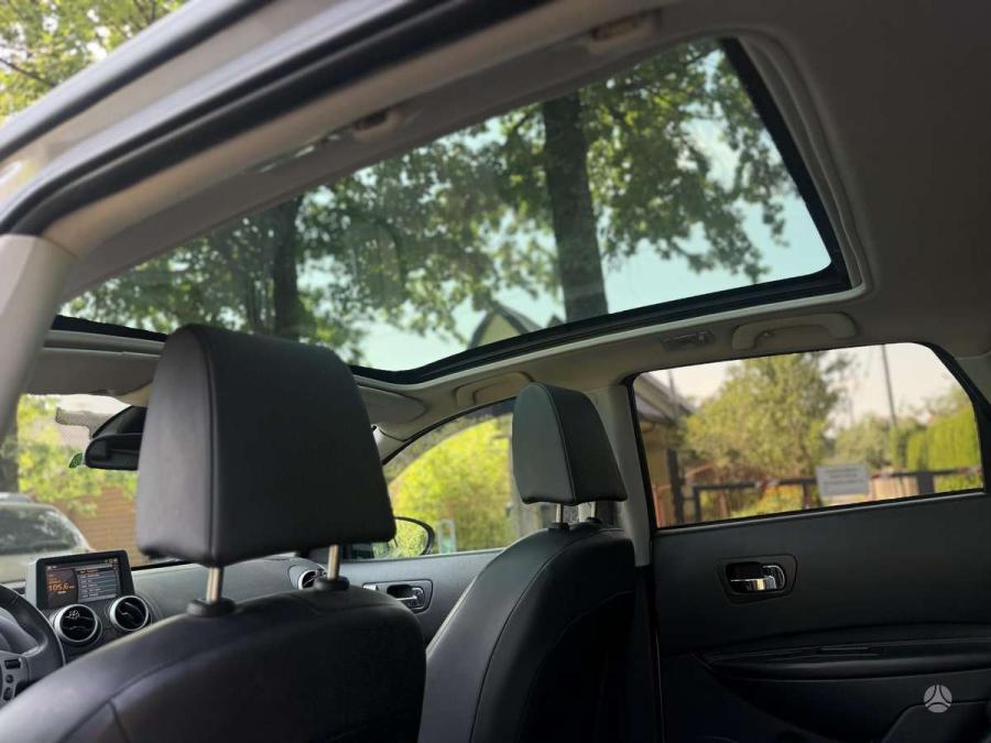 Pelēks Nissan Qashqai 2007 Viļņa, ar dzinēja tilpumu 2.00 L un nobraukumu 302 tūkst. km par 3650 €, foto 20 vietnē AUTOMOTO.COM.LV